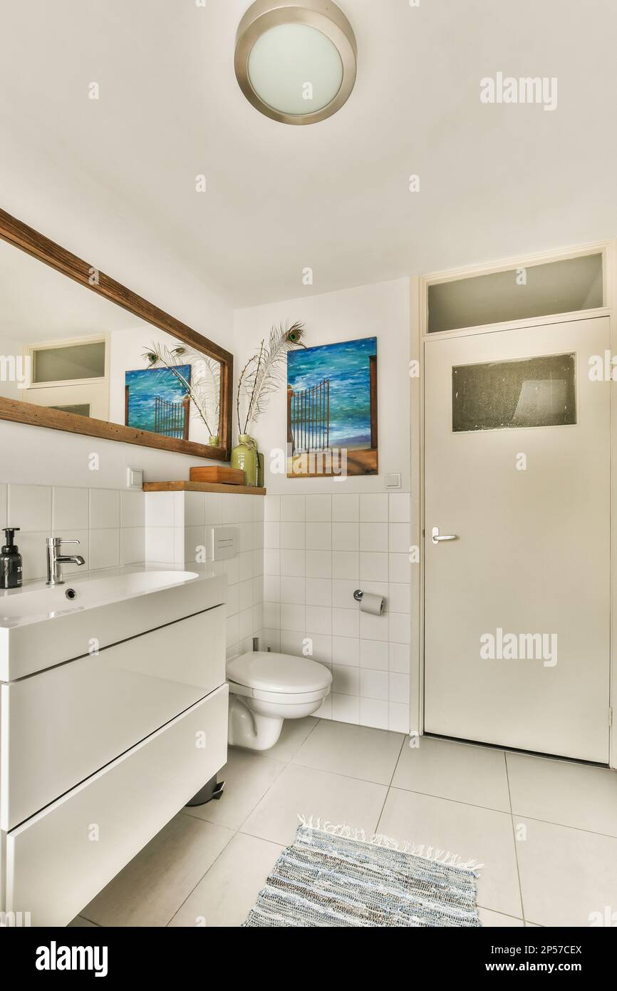 The bathtub amsterdam hi-res stock photography and images - Alamy