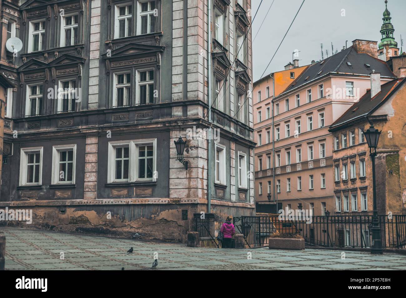 Old tenements house hi-res stock photography and images - Alamy