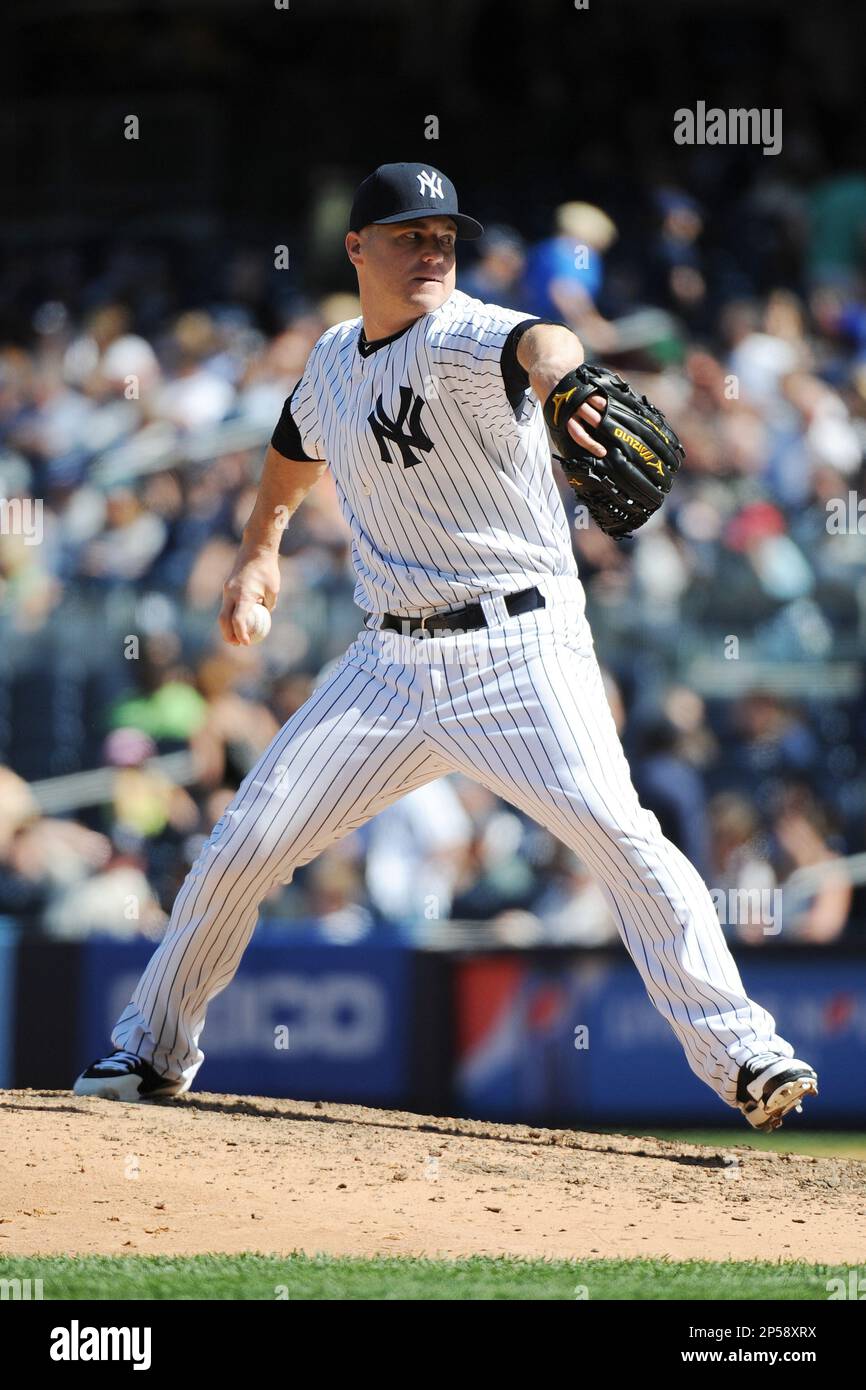 New York Yankees pitcher Shawn Kelly (27) during game against the ...