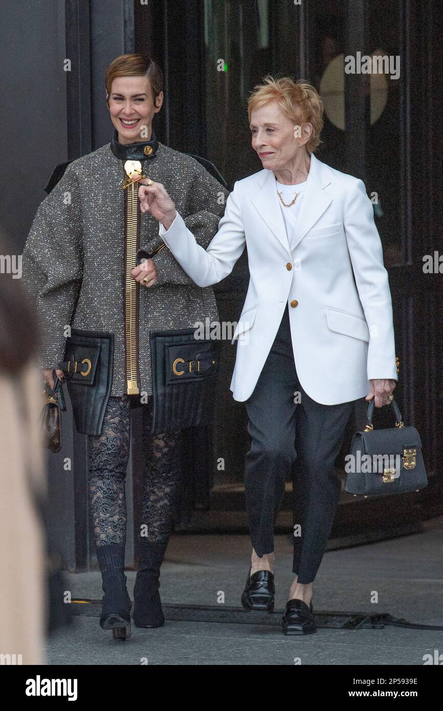 Paris, France. 06th Mar, 2023. Sarah Paulson and Holland Taylor ...