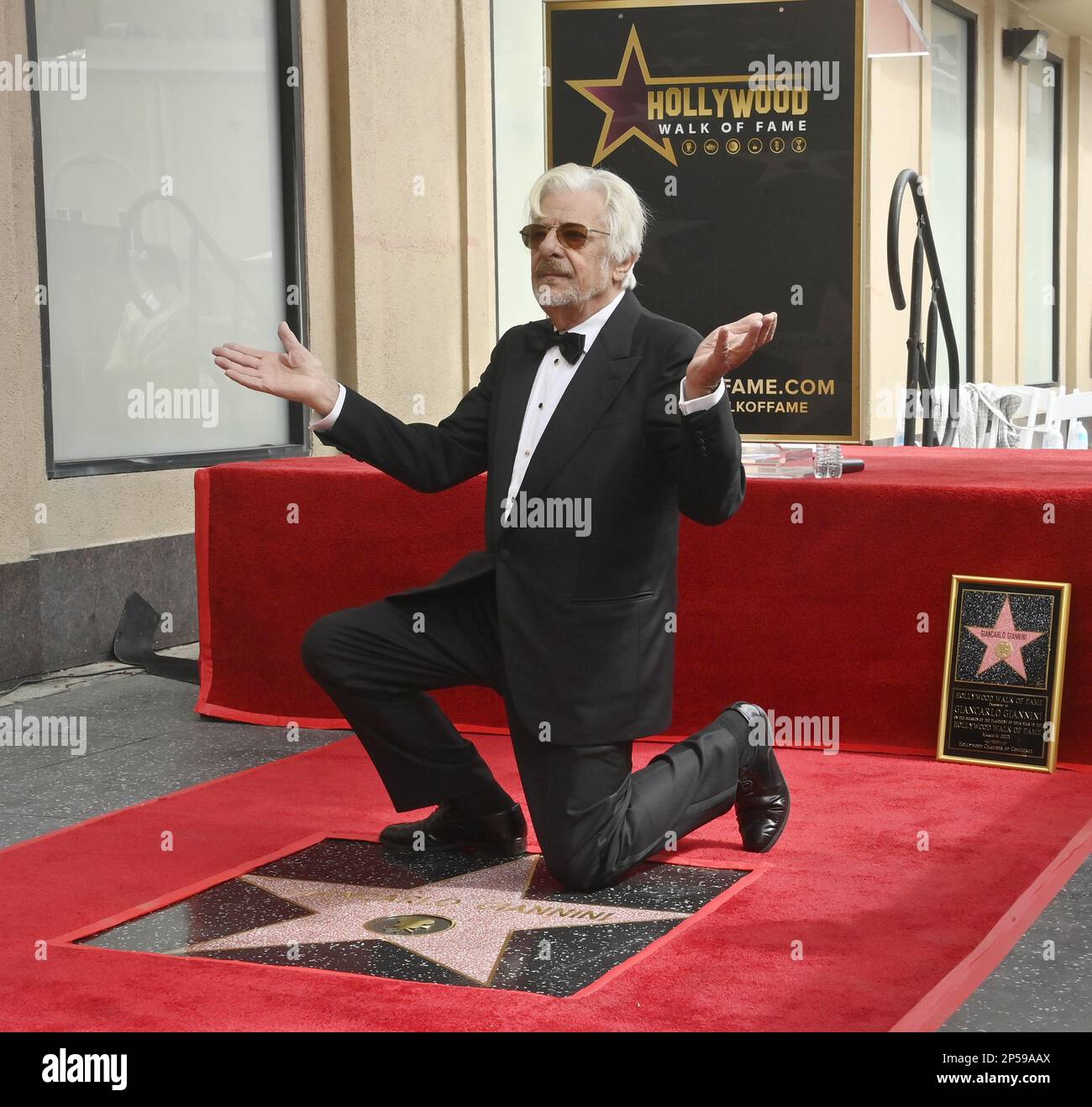 Los Angeles, United States. 06th Mar, 2023. Giancarlo Giannini kneels ...