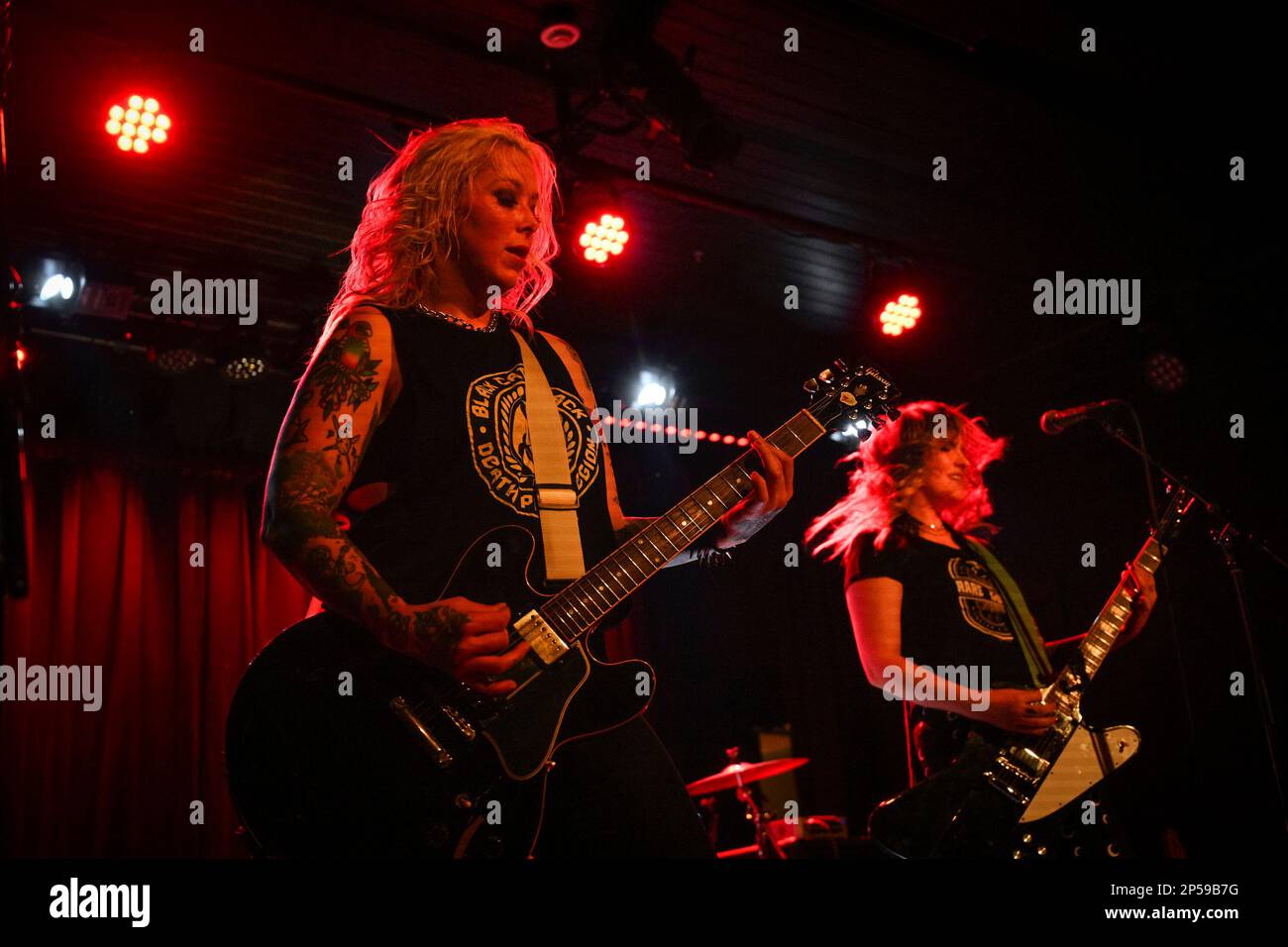 Valerie Knox, Emily Bones, The Anti-Queens, punk rock band, in concert ...