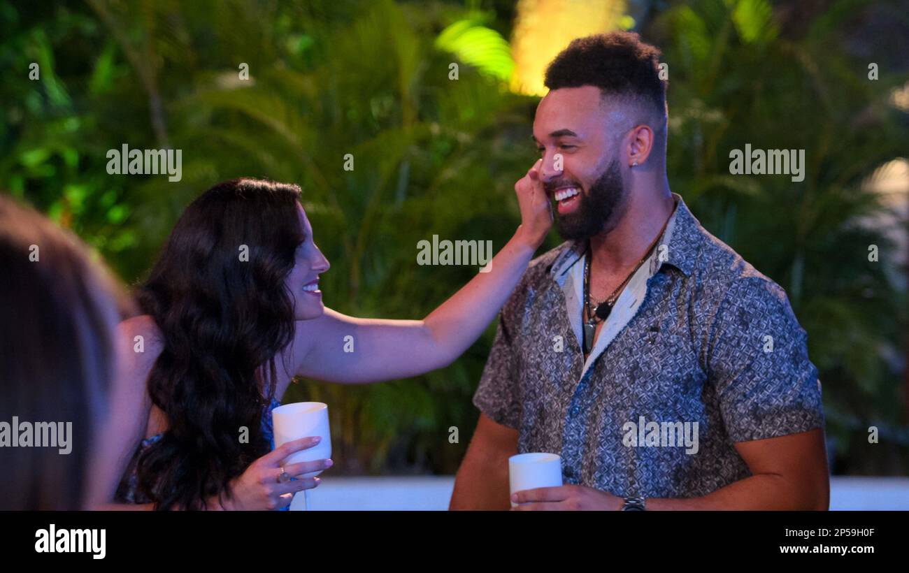 PERFECT MATCH, from left: Lauren LC' Chamblin, Bartise Bowden, (Season ...