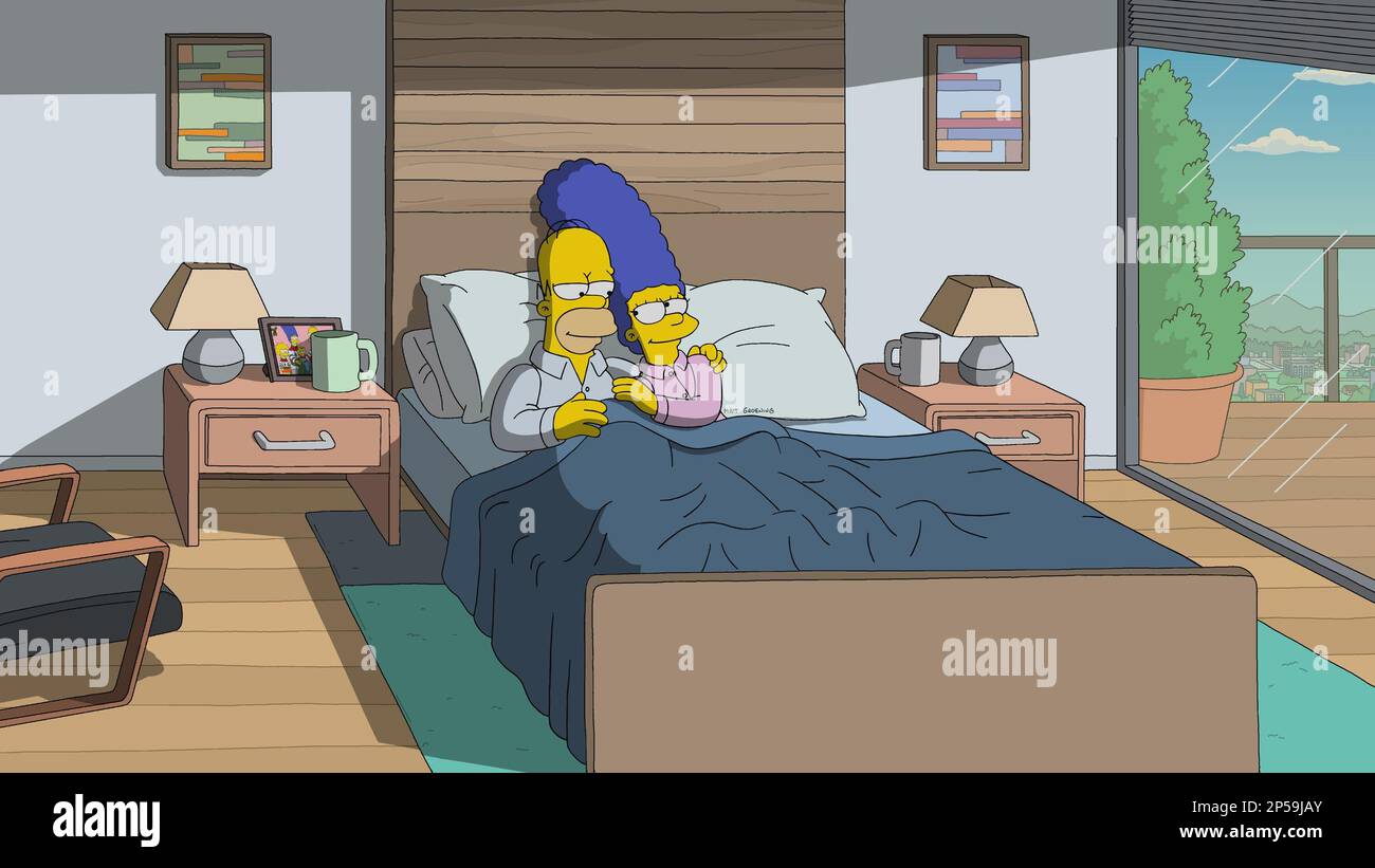 THE SIMPSONS, from left: Homer Simpson (voice: Dan Castellaneta), Marge ...