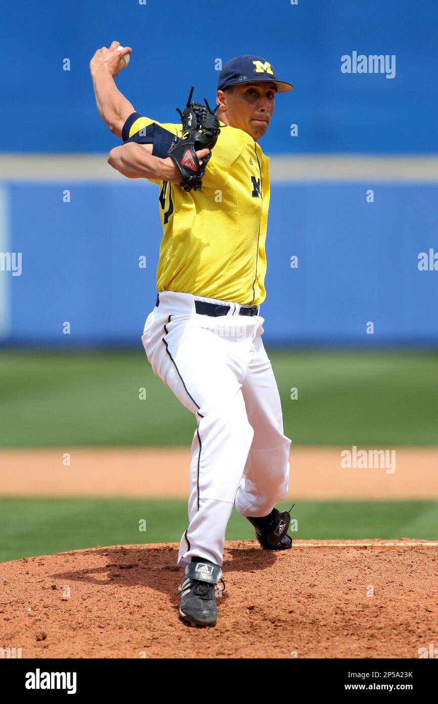 March 21, 2010: Pitcher Jeff DeCarlo (40) of the Michigan Wolverines ...