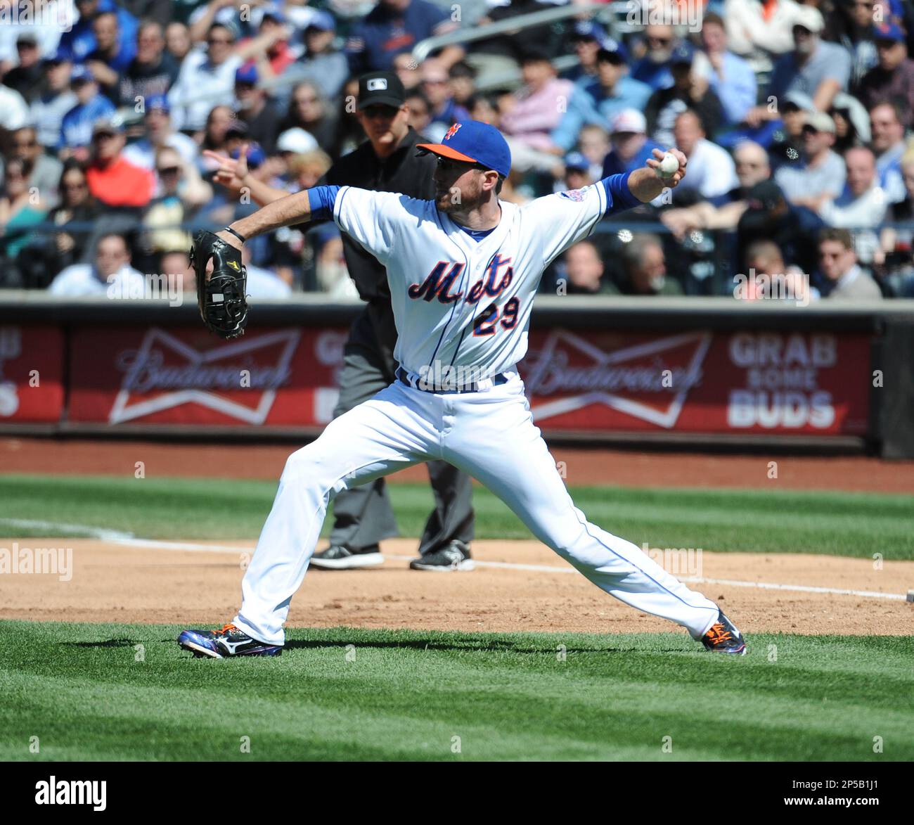 New York Mets infielder Ike Davis (29) during game against the Los ...