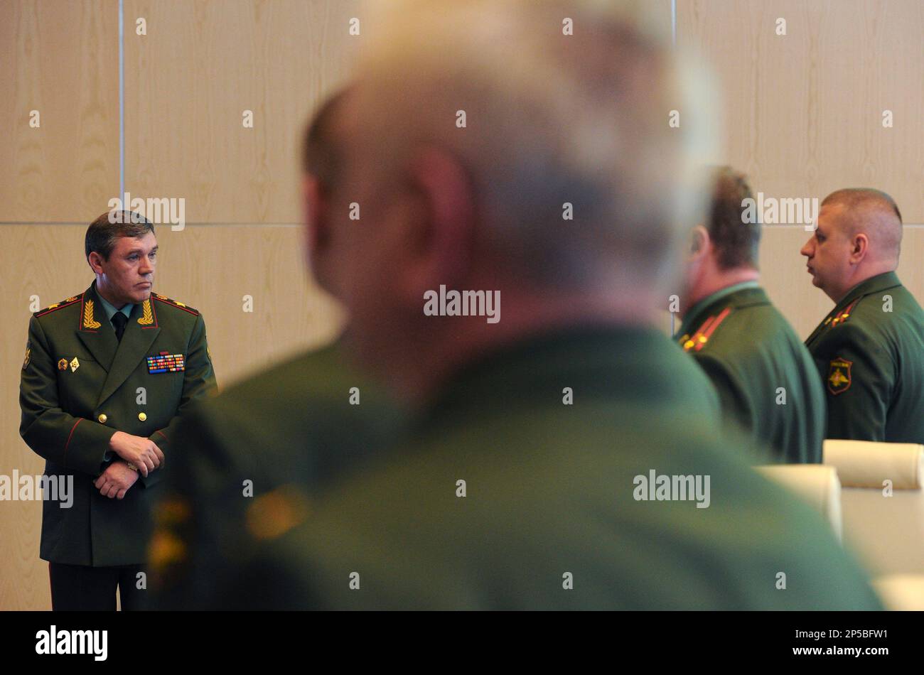 Chief of the armed forces' General Staff Gen. Valery Gerasimov, left ...