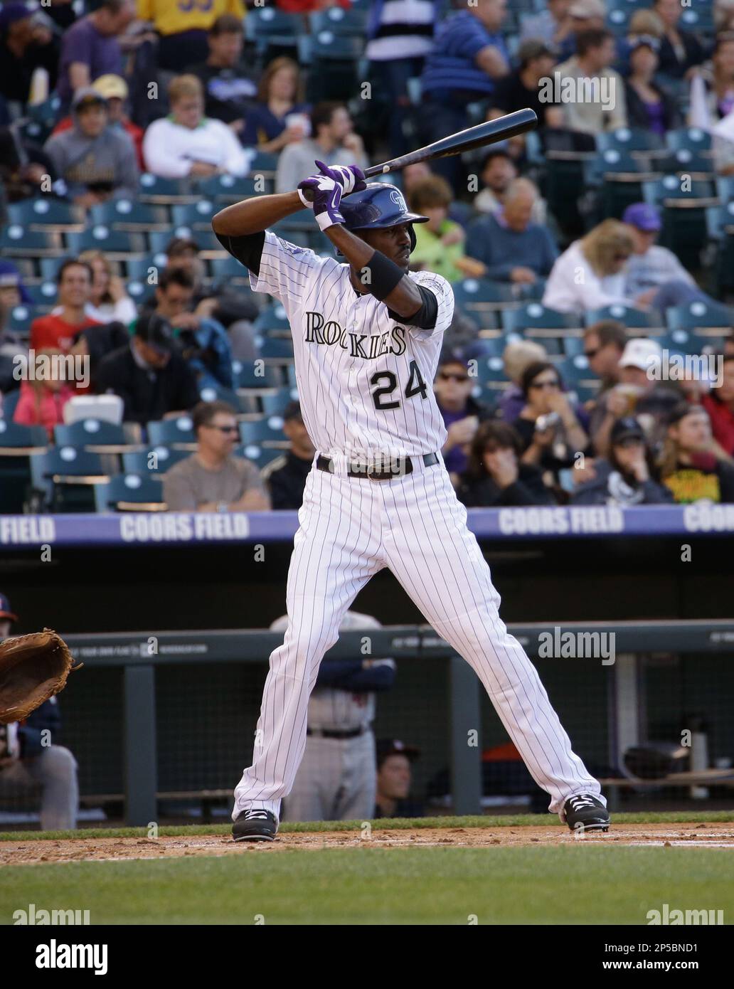 Colorado Rockies center fielder Dexter Fowler (24) waits for the pitch ...