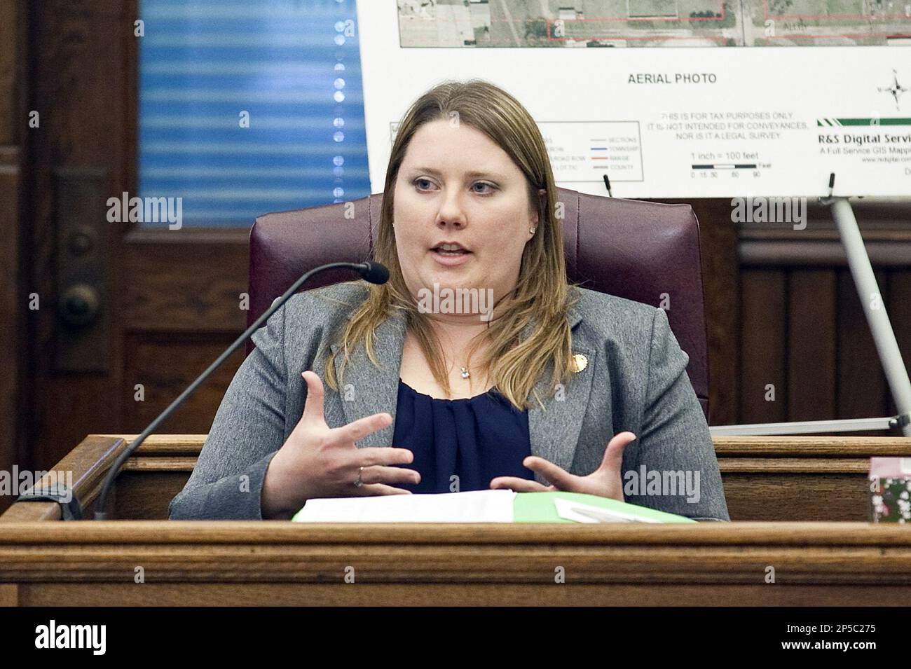 KBI agent Amber Cole testifies during the trial of Brett Seacat in ...