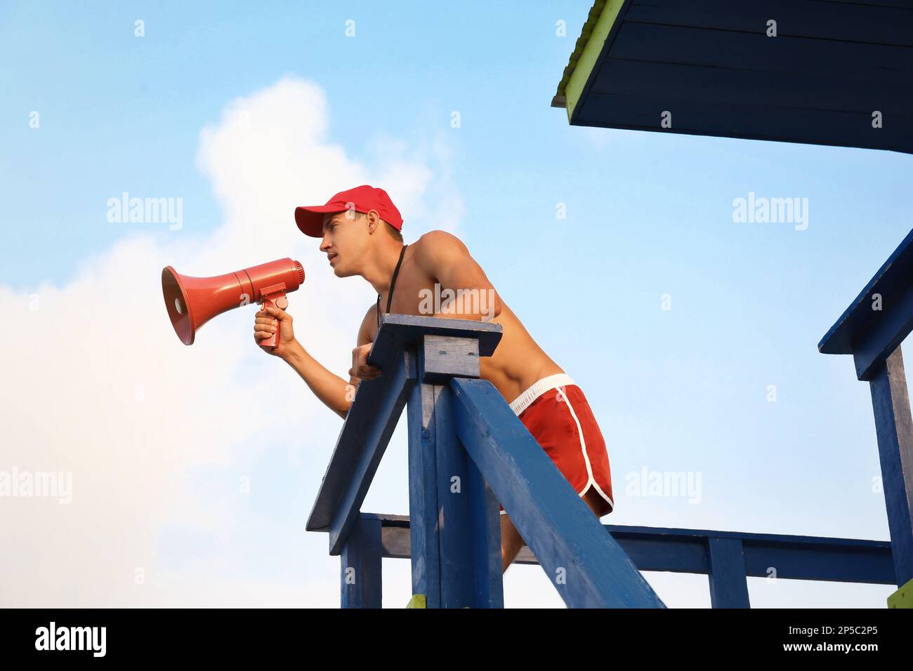 Man shouting on beach hi-res stock photography and images - Alamy