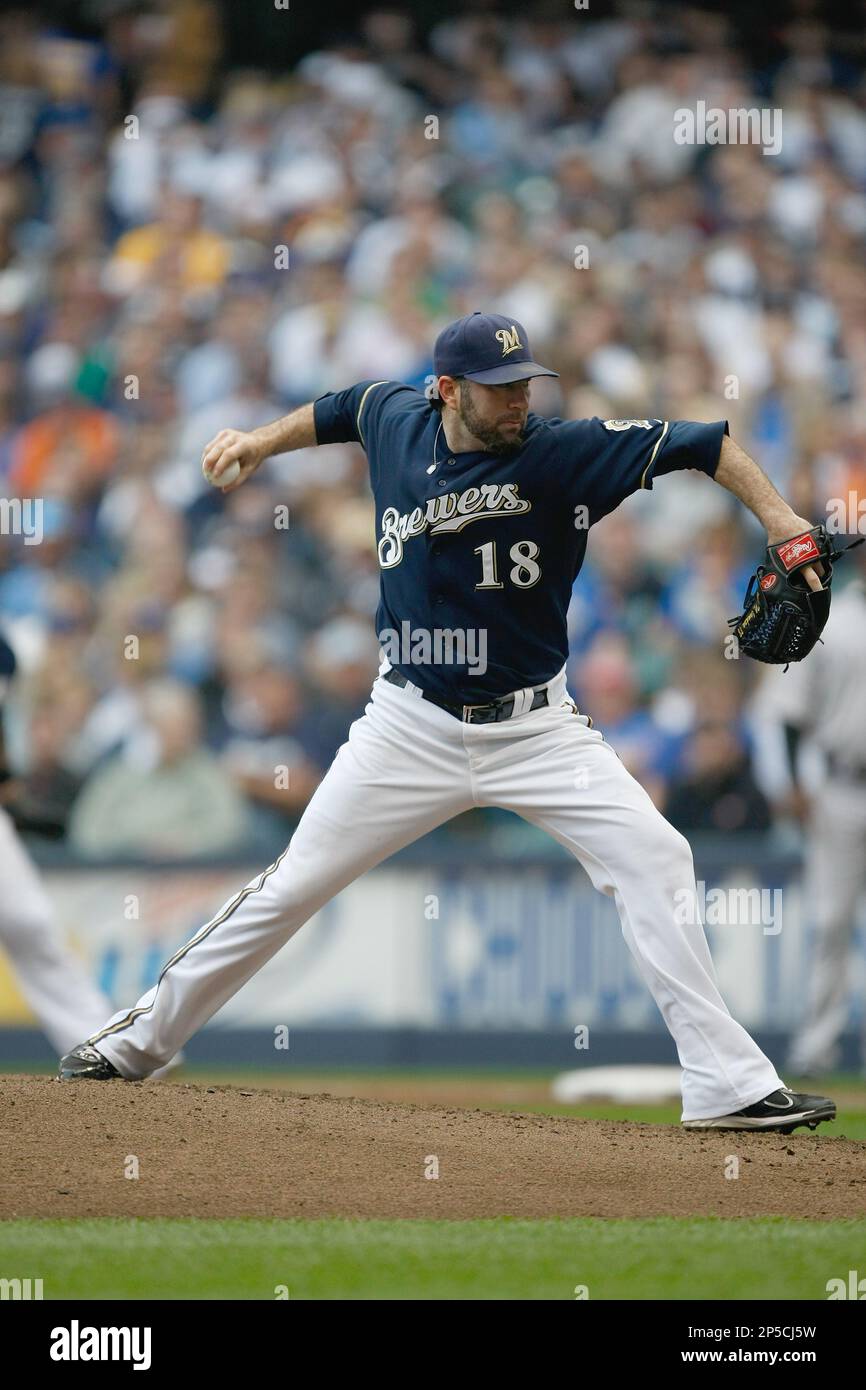 MILWAUKEE, WI - MAY 21: Shaun Marcum #18 of the Milwaukee Brewers ...