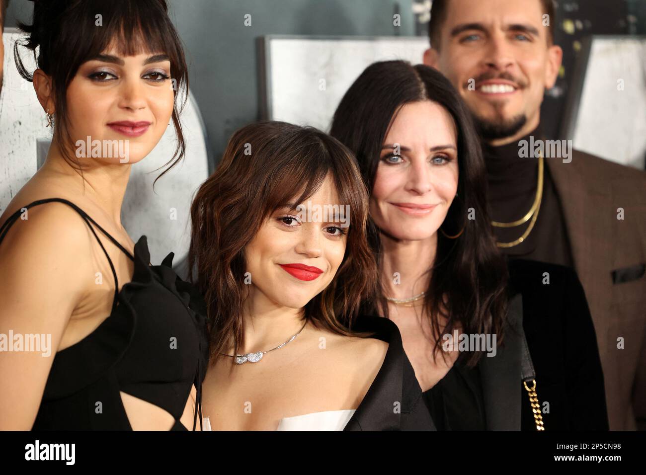 Jenna ortega scream vi hi-res stock photography and images - Alamy