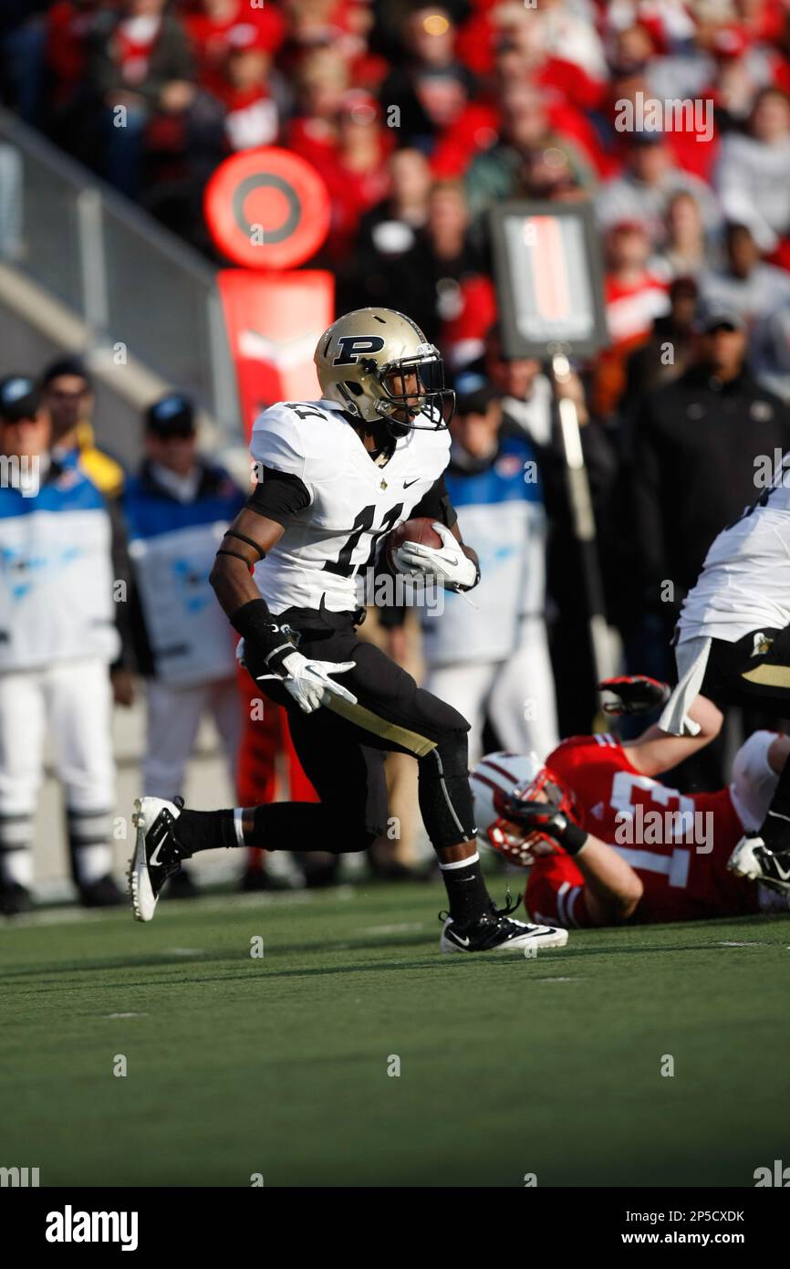 MADISON, WI - NOVEMBER 05: Akeem Hunt #11 of the Purdue Boilermakers ...