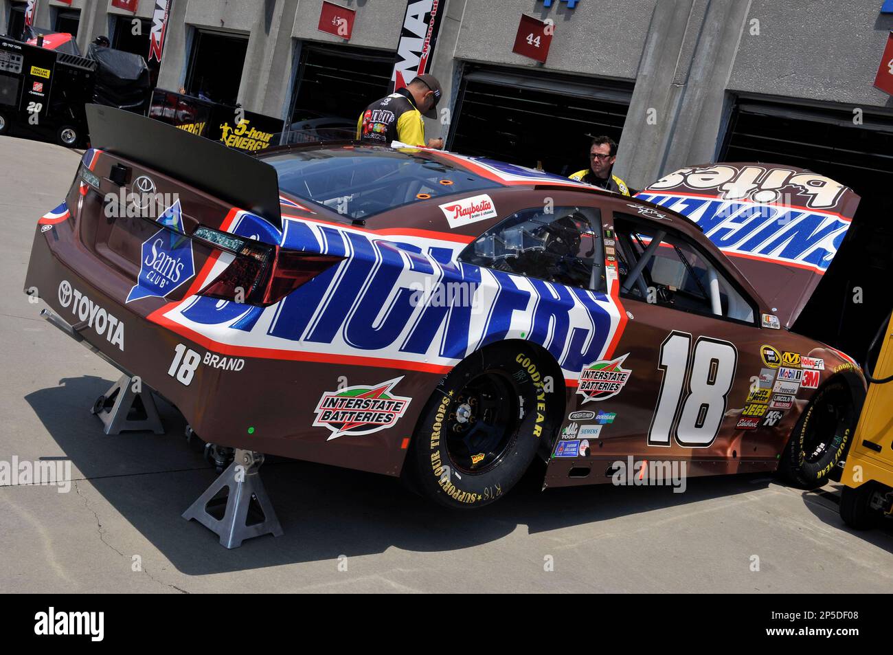 Kyle Busch Snickers Bites Kyle Busch Snickers 2016 : R/NASCAR