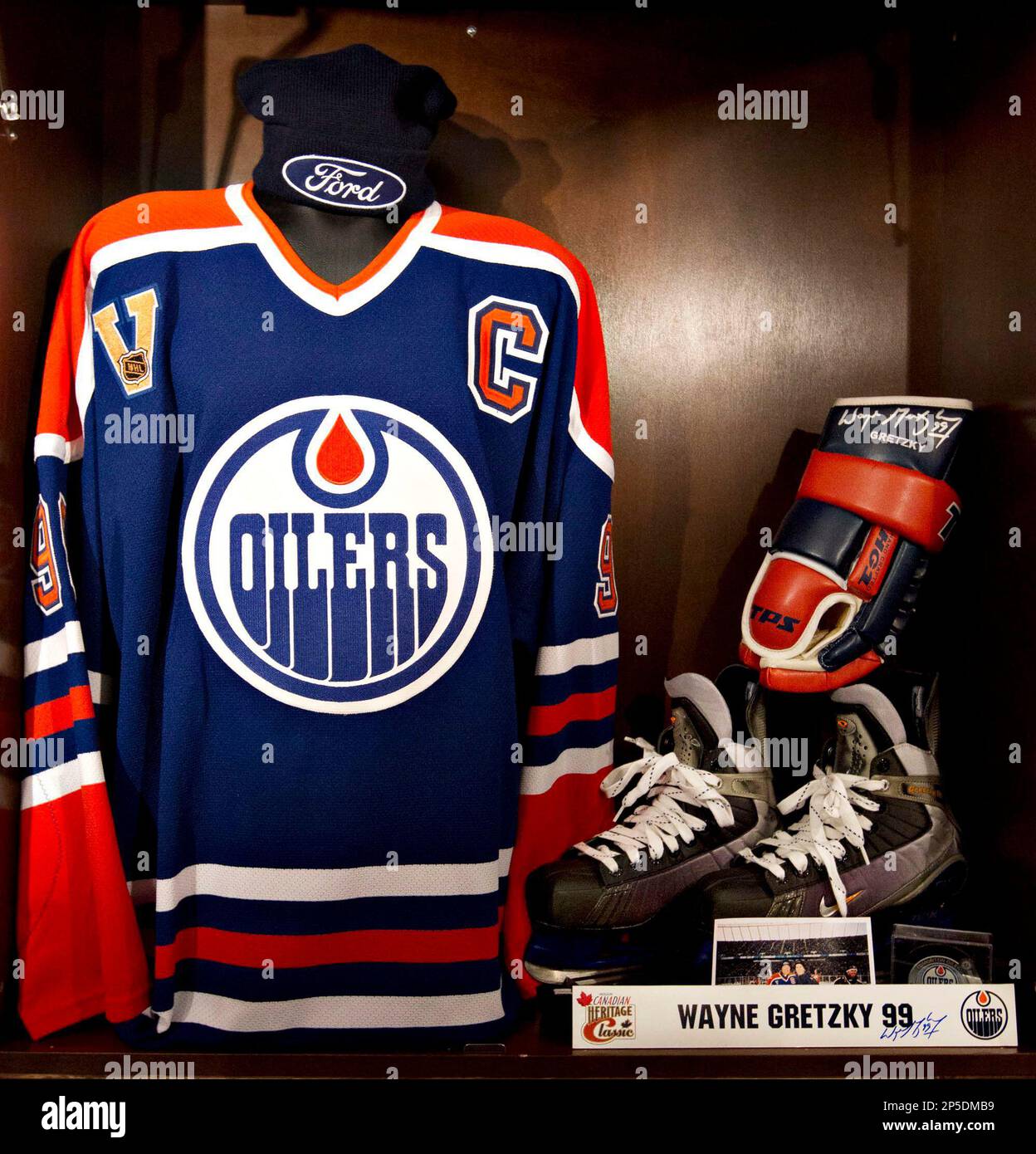 In this April 16, 2013 photo, Wayne Gretzky Heritage Classic ...