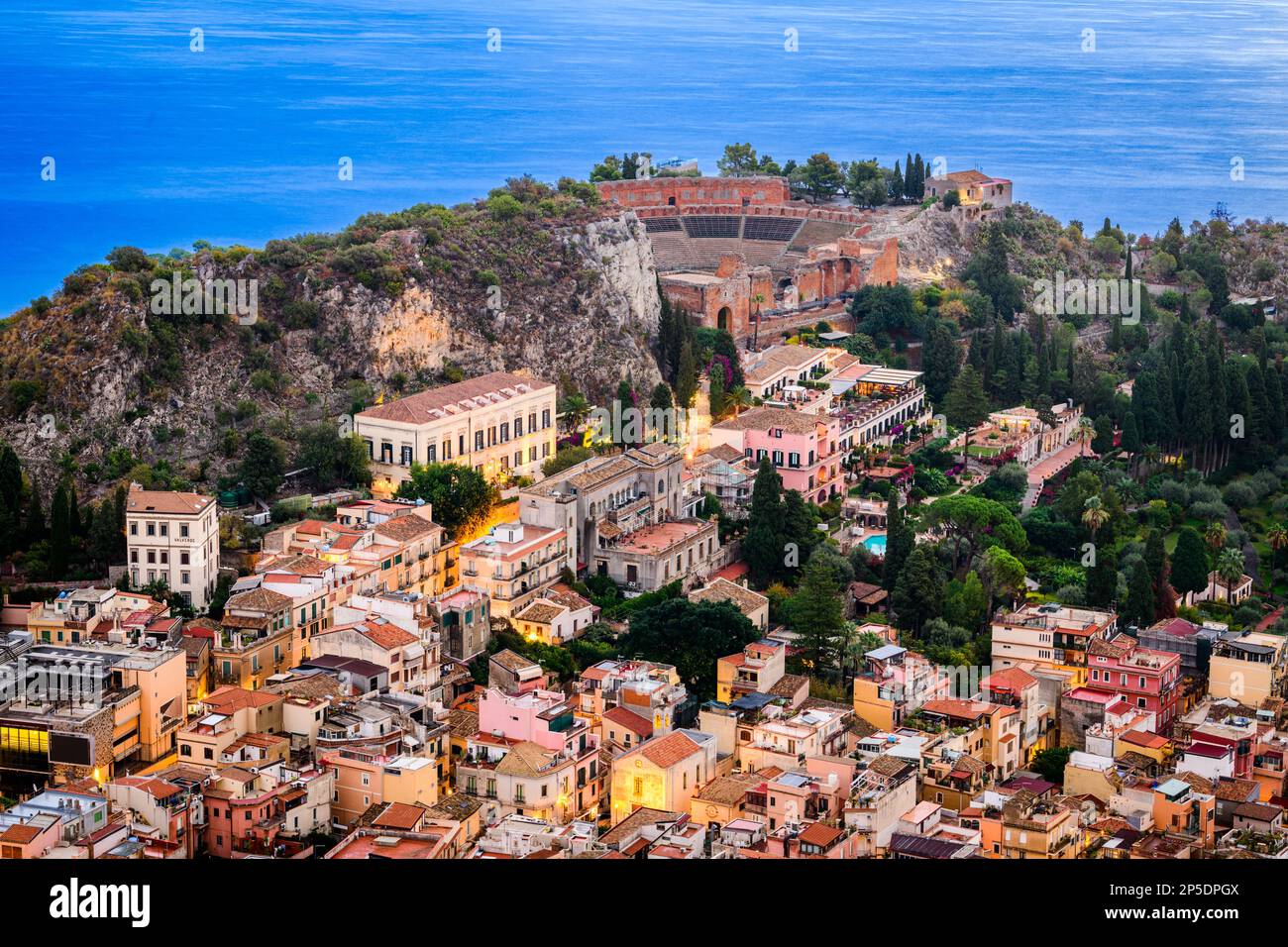 Taormina sightseeing hi-res stock photography and images - Alamy