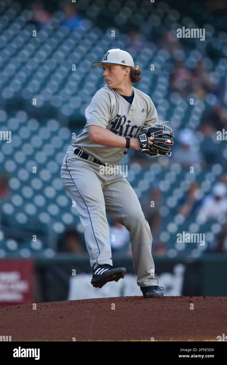 Rice Owls starting pitcher Tom Vincent (36) in action against the Texas ...