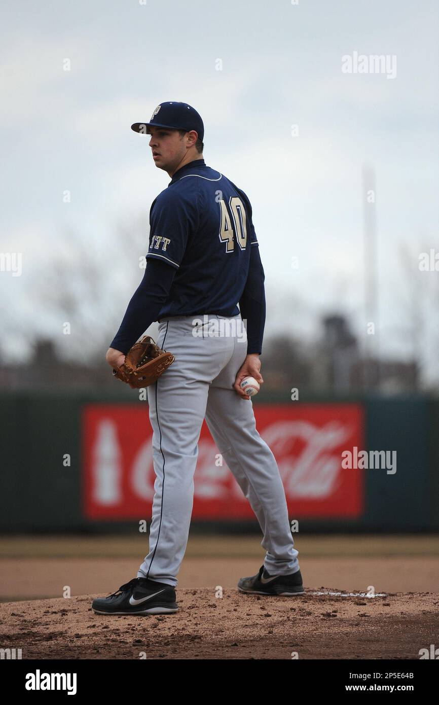 Pittsburgh Panthers pitcher Ethan Mildren (40) during game against the ...