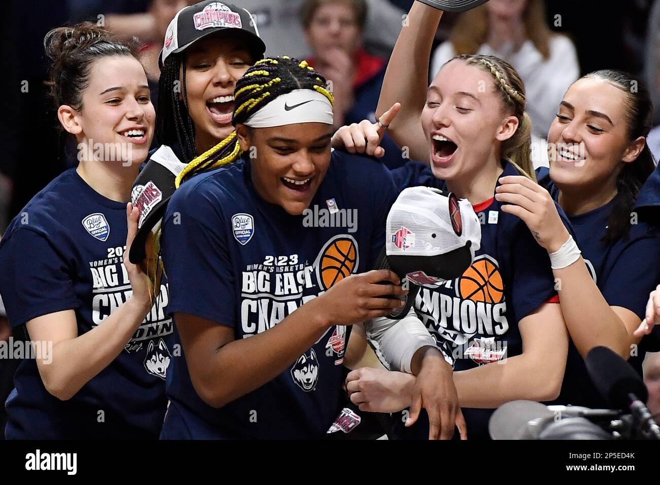 UConn's Lou Lopez Senechal, left, Amari DeBerry, back left, Paige ...