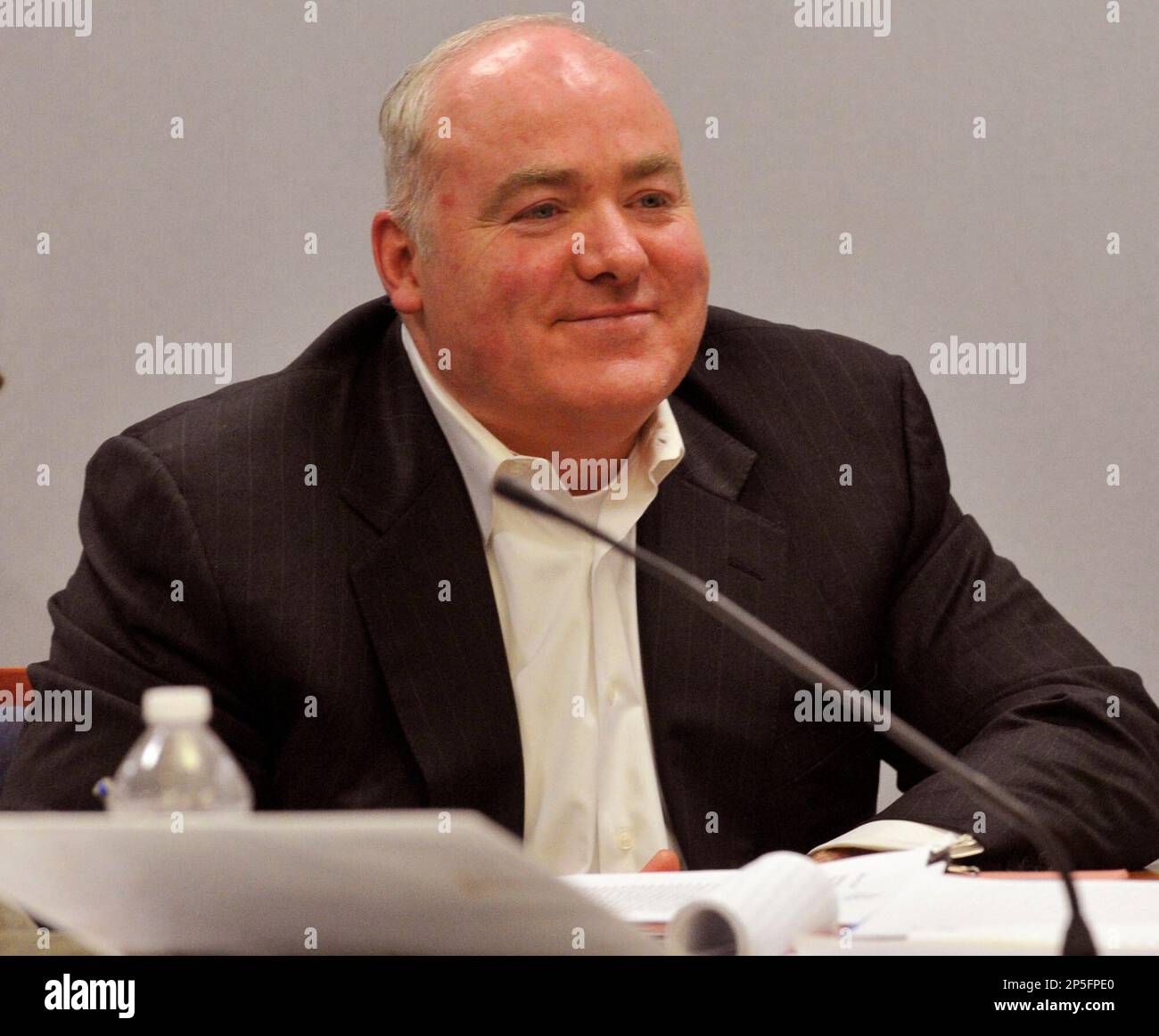 Michael Skakel reacts to testimony from Chuck Seigan at Skakel's habeas ...