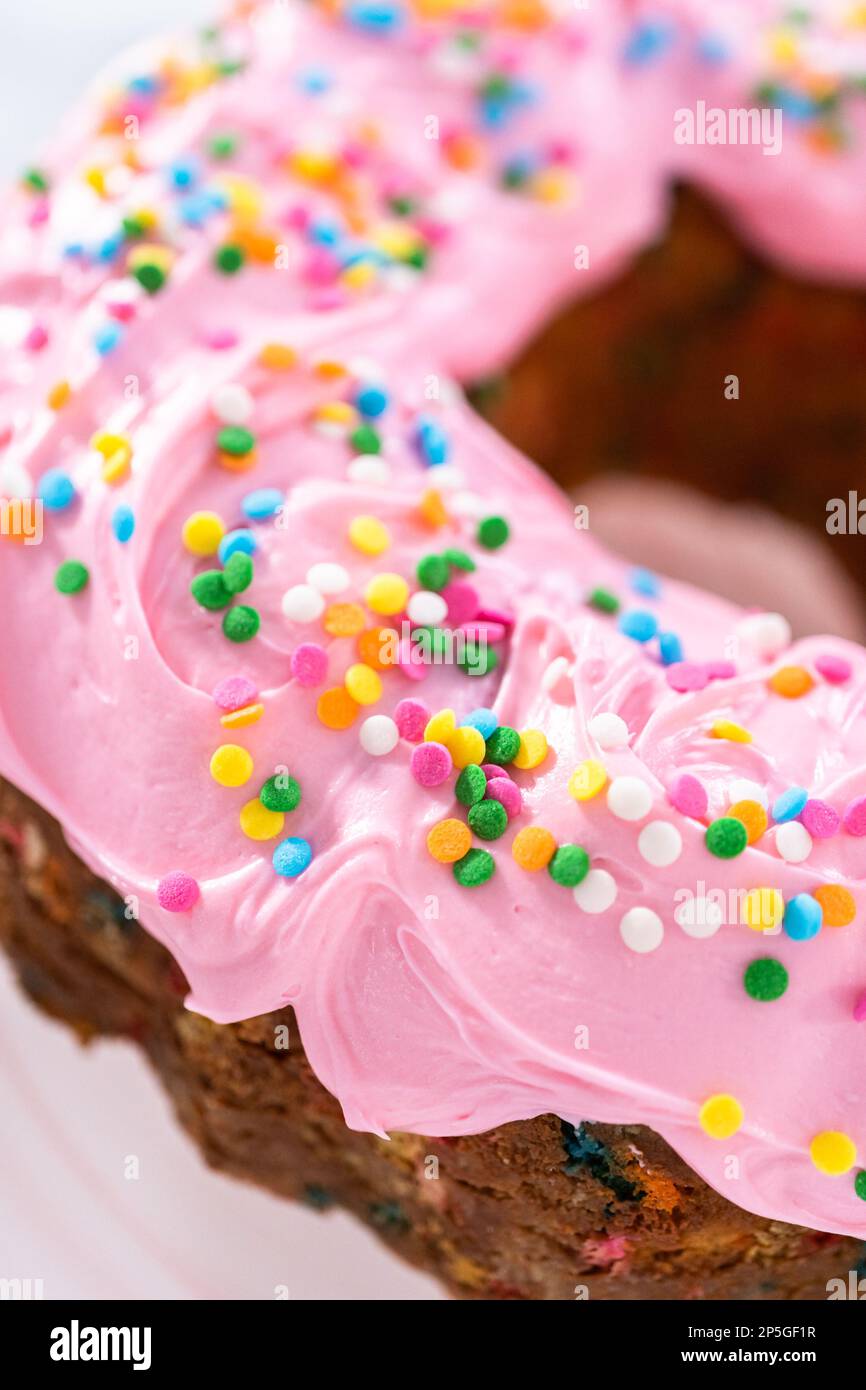 Funfettti Bundt Cake Stock Photo - Alamy Funfettti Bundt Cake Stock Photo - Alamy