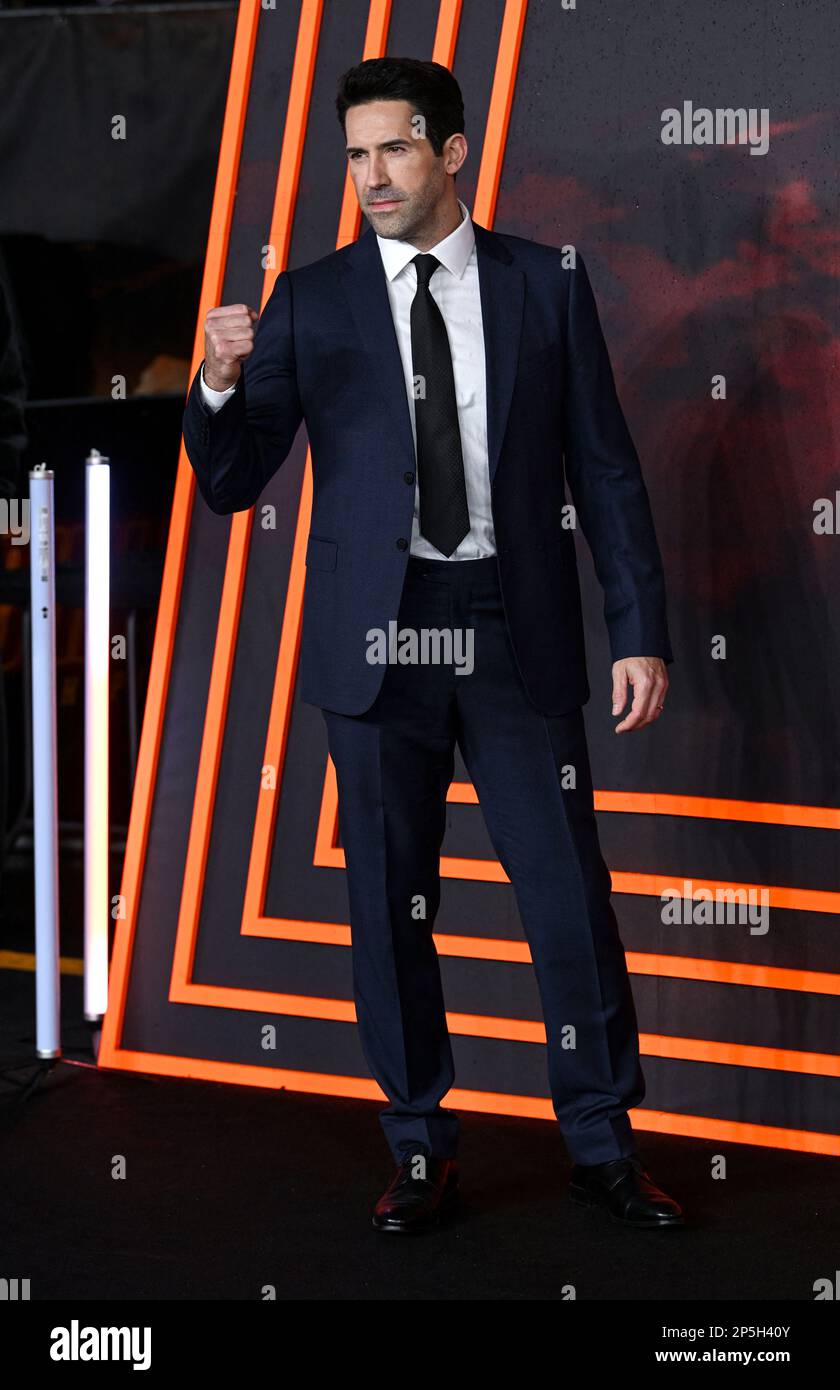 Scott adkins john wick hi-res stock photography and images - Alamy