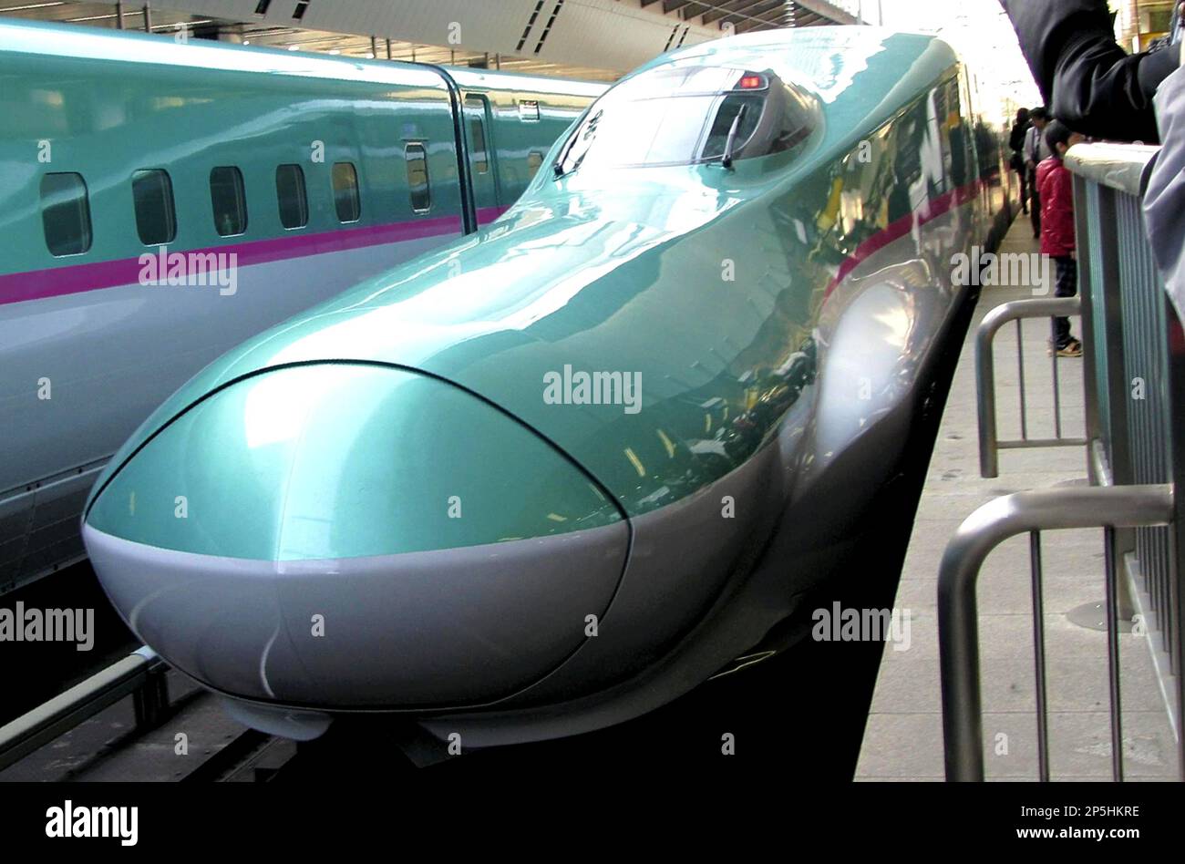 The Hayabusa E5 Series on the Tohoku Shinkansen lines begins an ...