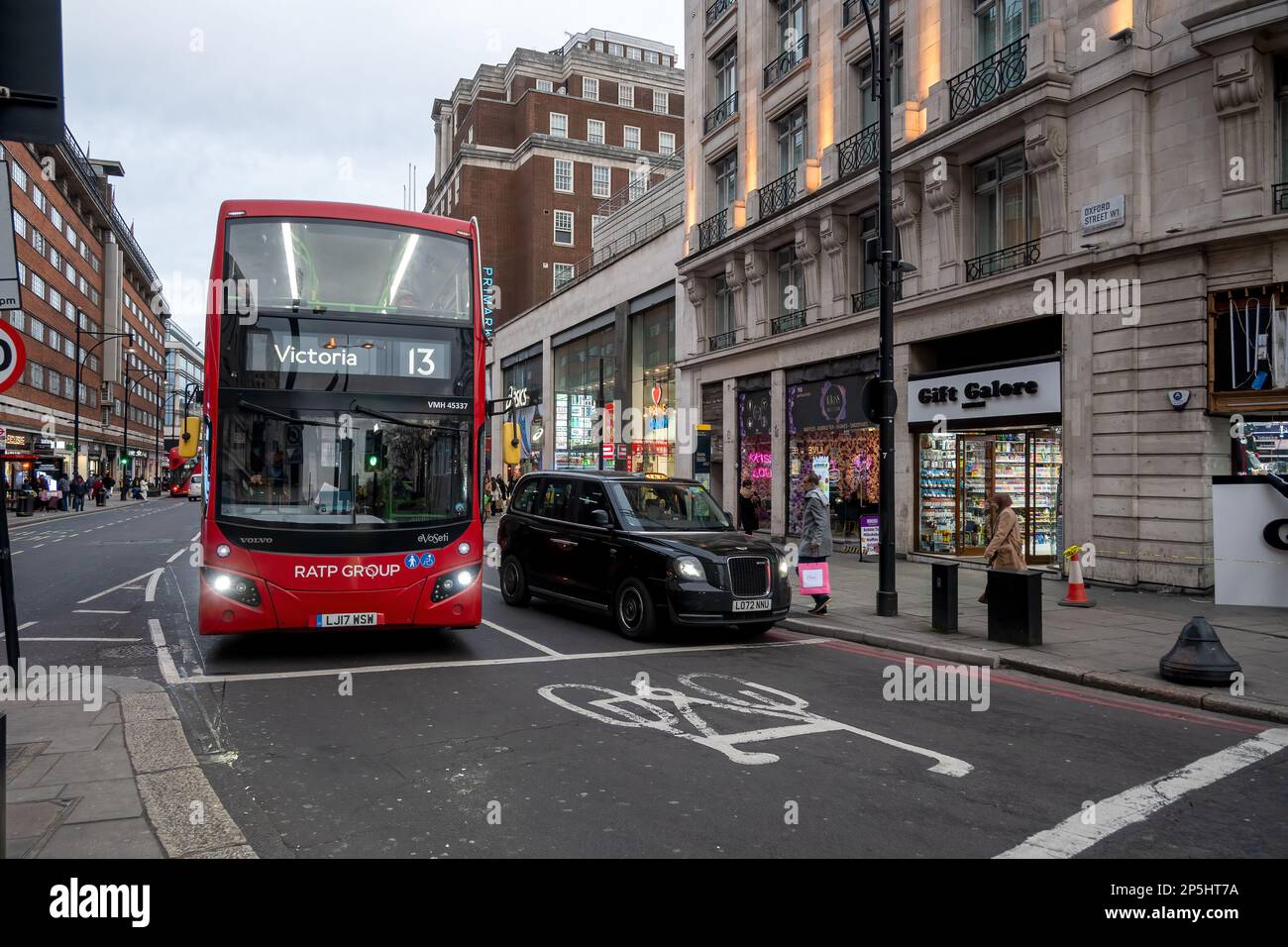 London Uk March 12 2023 Big Bus At Marble Arch Station Oxford