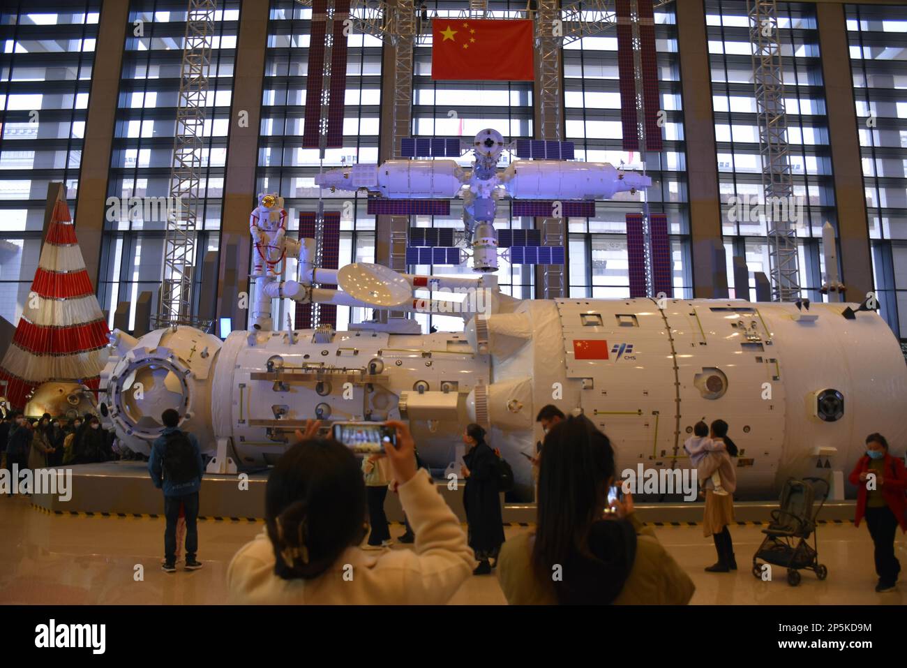 People visit the ongoing exhibition of achievements in China's manned space program of 30 years ...