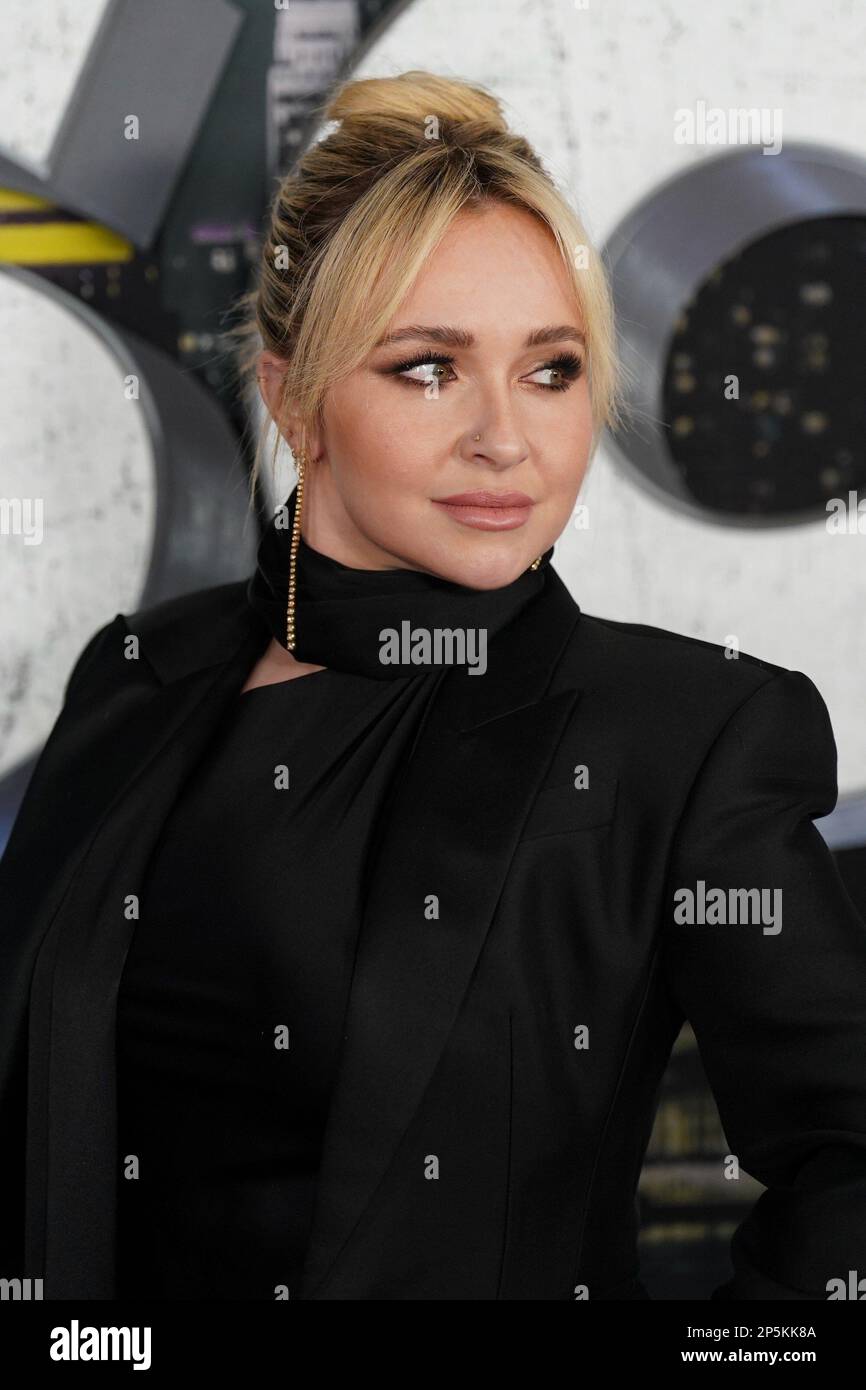 Hayden Panettiere At Arrivals For Scream Vi Premiere Amc Lincoln