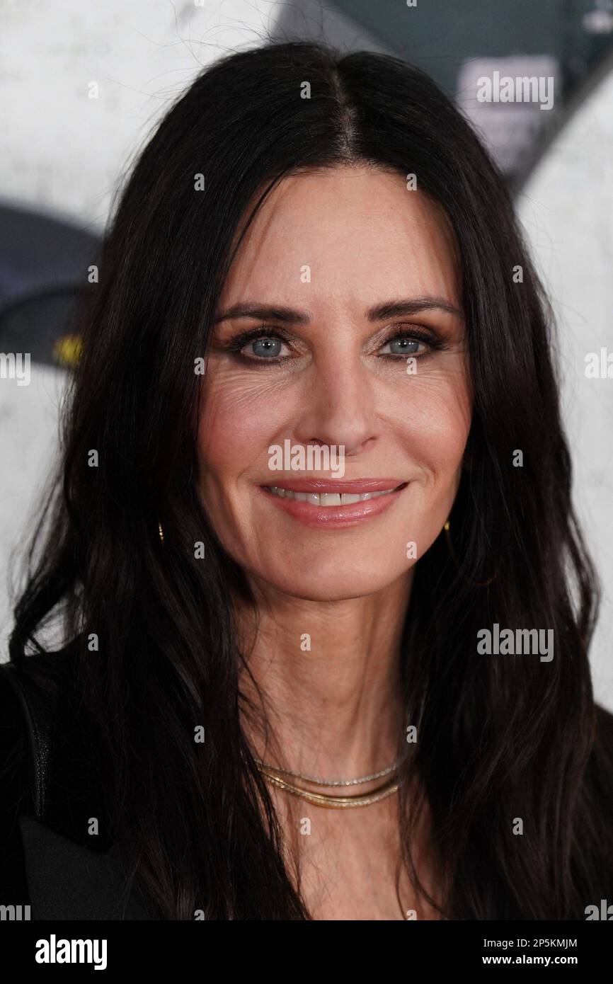 New York, NY, USA. 6th Mar, 2023. Courteney Cox at arrivals for SCREAM ...