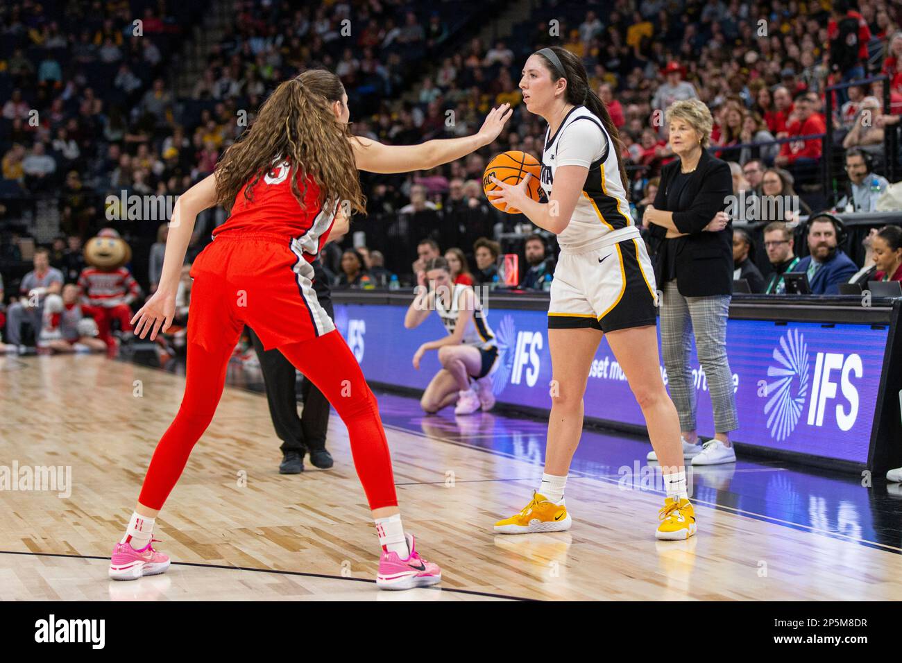 MINNEAPOLIS, MN - MARCH 05: Iowa Hawkeyes forward McKenna Warnock (14 ...