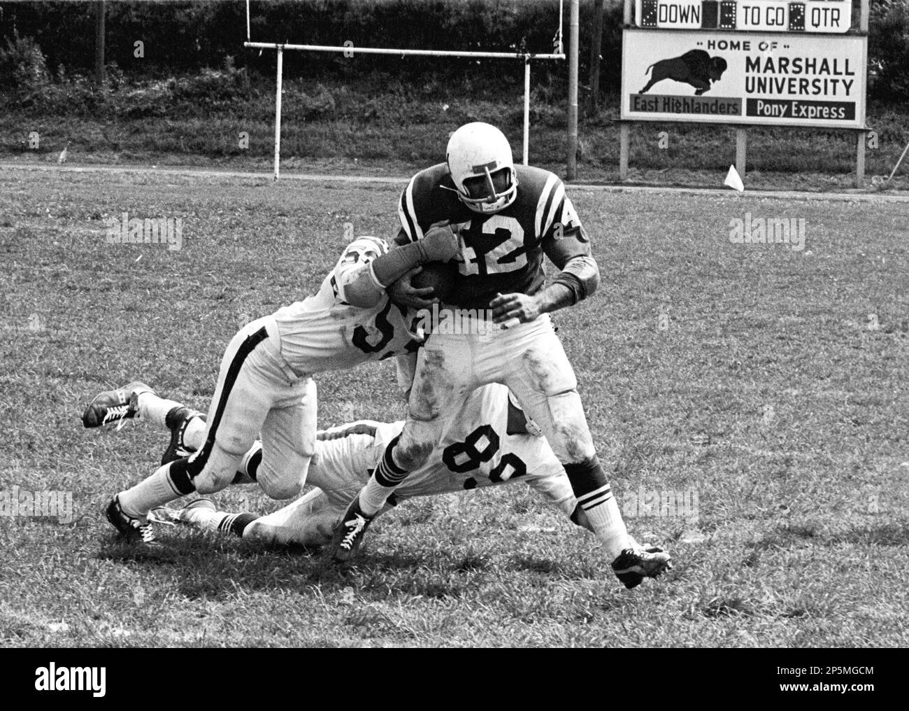 Marshall University's football team plays a scrimmage game at Fairfield ...