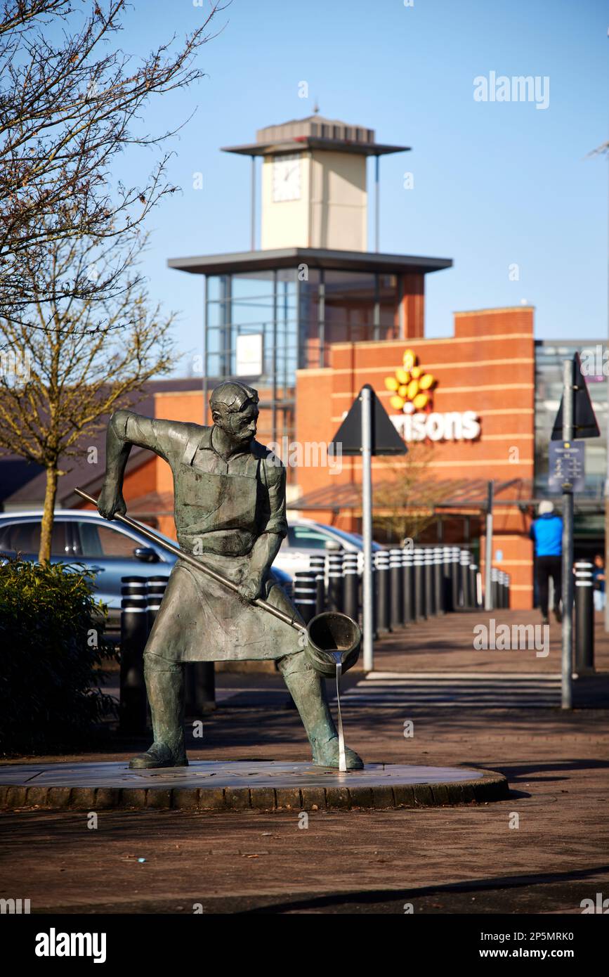 leyland Lancashire, Life size bronze statue Morrisons supermarket ...