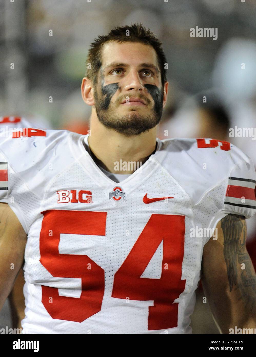 Ohio State Buckeyes John Simon (54) in action during a game against ...