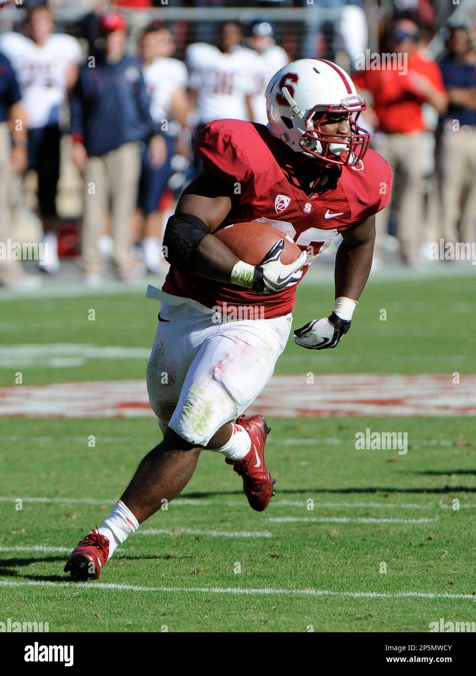 Stanford Cardinal Stepfan Taylor (33) in action during a game against ...