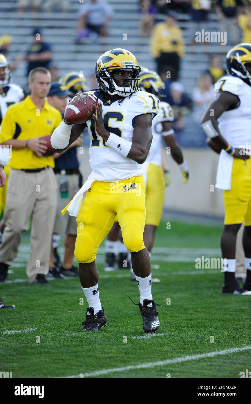DENARD ROBINSON, of the Michigan Wolverines, in action, during Michigan ...