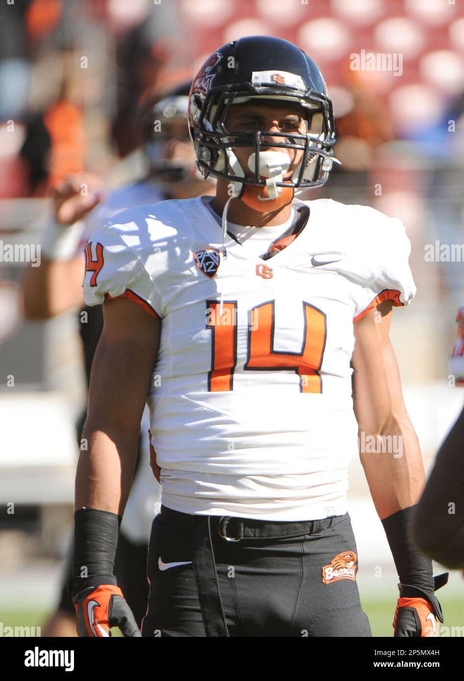 Oregon State Beavers Jordan Poyer (14) in action during a game against ...