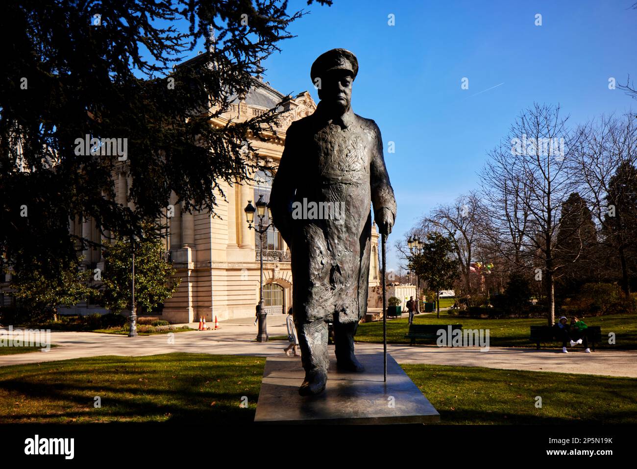 Paris landmark Petit Palais grounds Winston Churchill Statue Historical ...