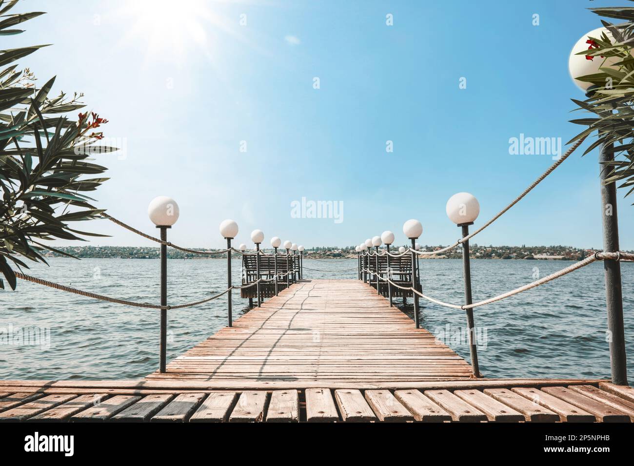 Beautiful river scene hi-res stock photography and images - Alamy