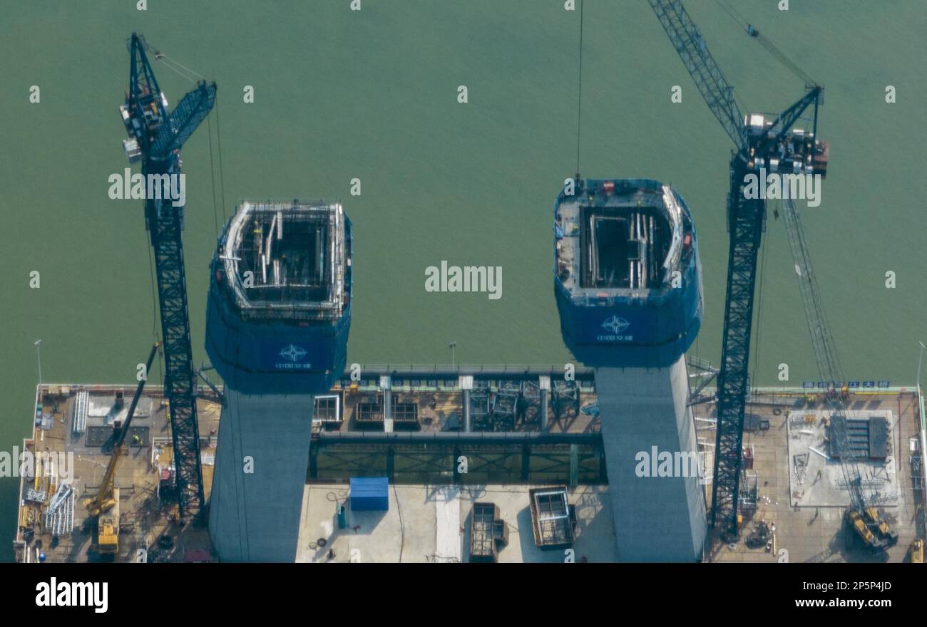 Aerial photo shows the Xunjiang River Grand Bridge of Pingnan-Cenxi ...