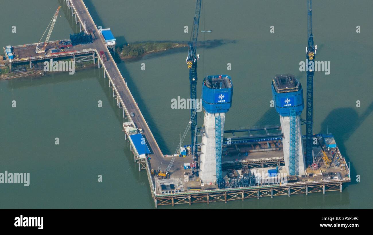 Aerial photo shows the Xunjiang River Grand Bridge of Pingnan-Cenxi ...