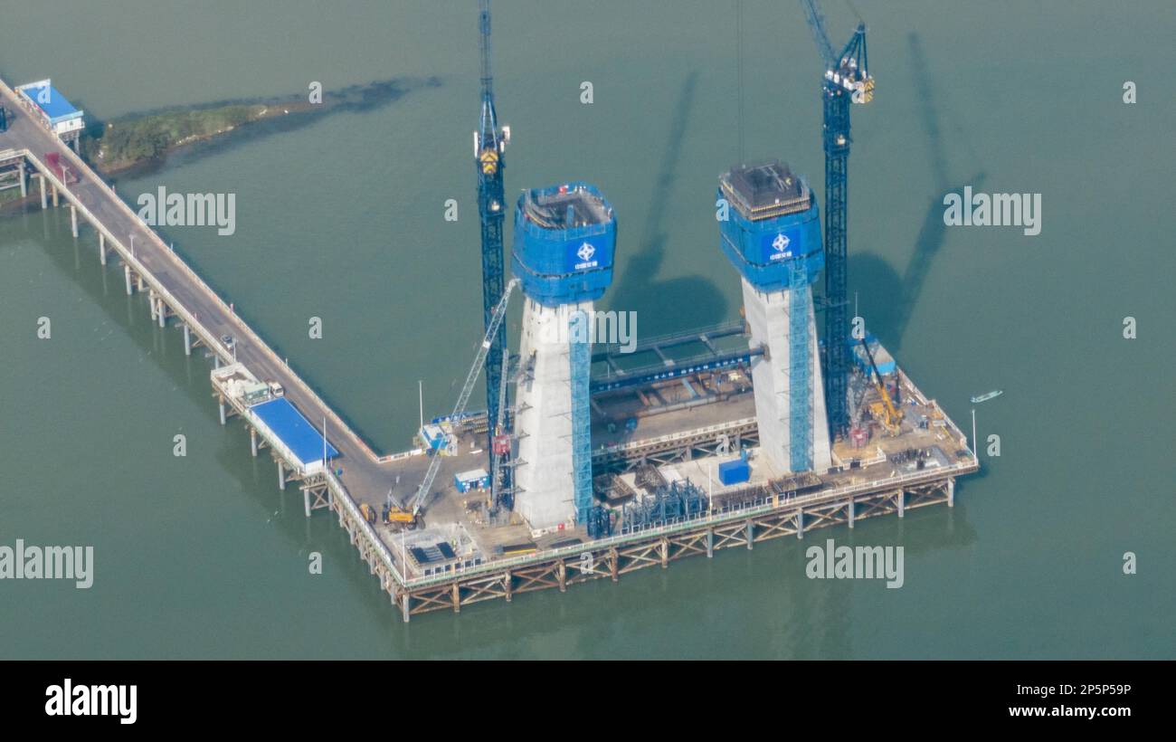 Aerial photo shows the Xunjiang River Grand Bridge of Pingnan-Cenxi ...