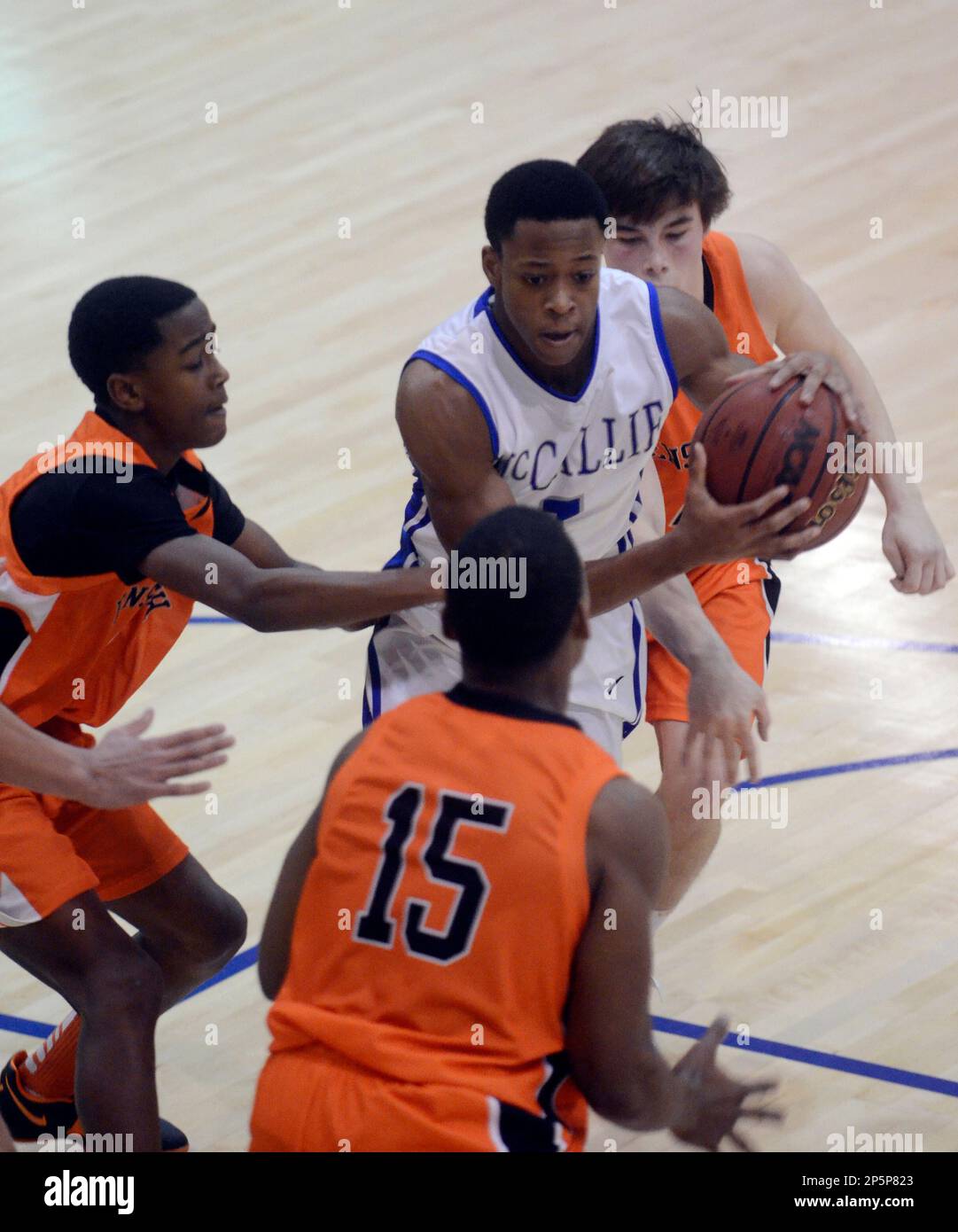 McCallie's C.J. Fritz is surrounded by Ensworth's Grant Pope, Jordan ...