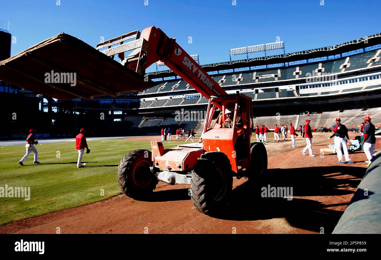 Construction continues while Texas Rangers work out during a mini-camp ...