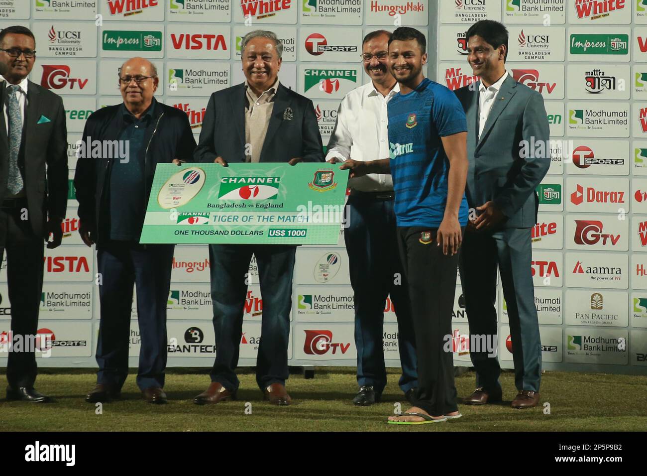 Tiger curran hi-res stock photography and images - Alamy