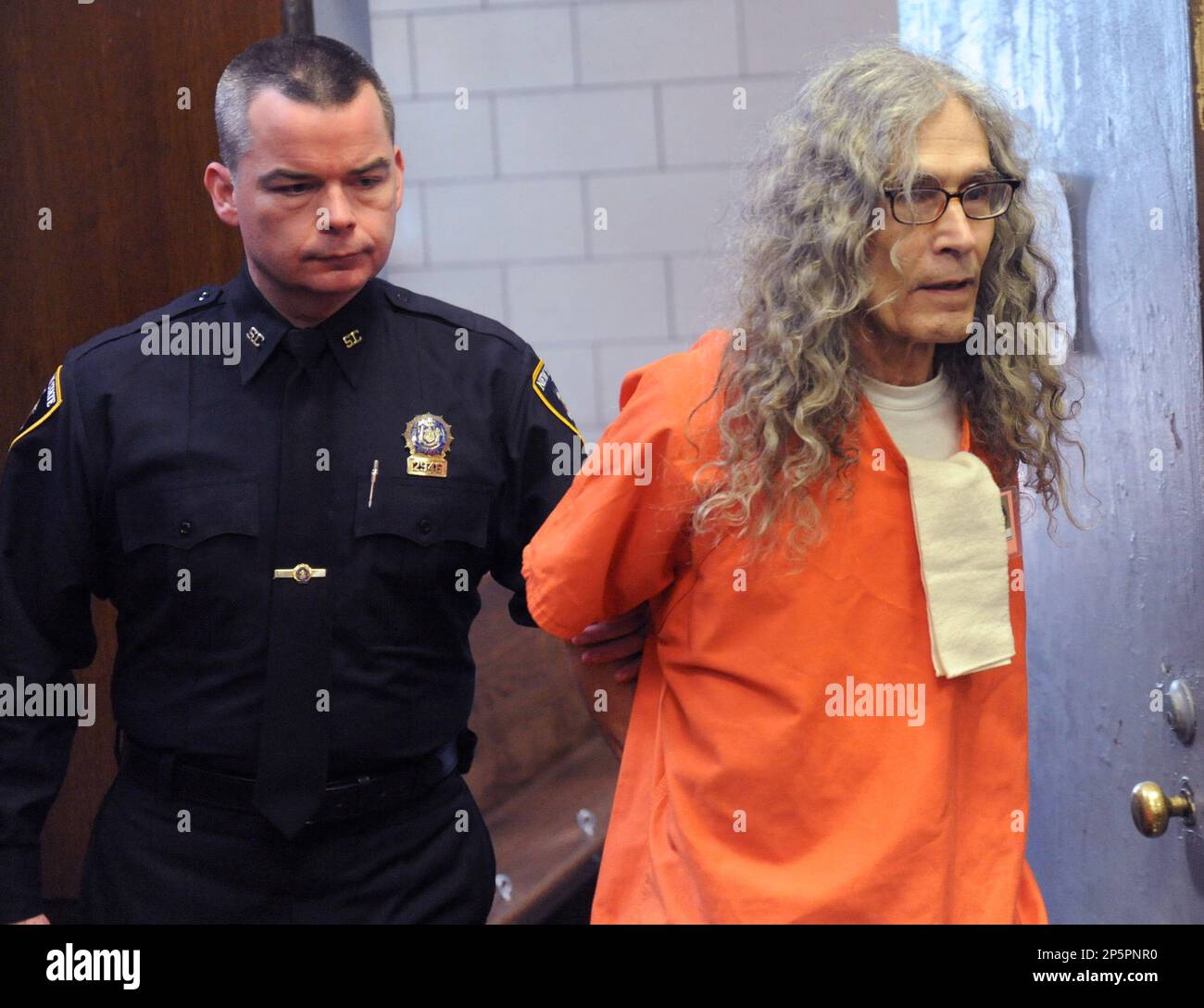 POOL - Convicted serial killer Rodney Alcala appears in court in New ...