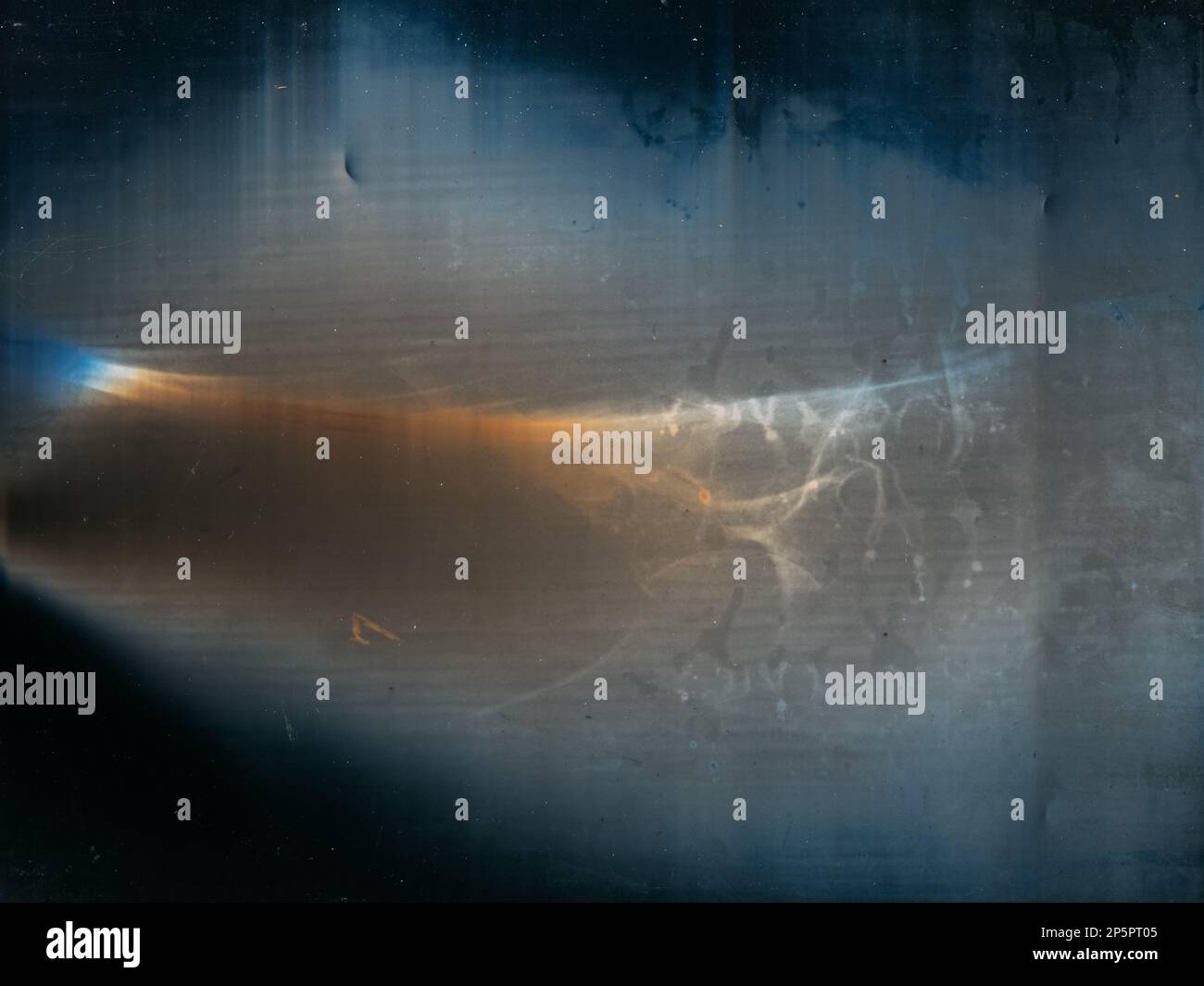 worn texture dust scratches old film overlay dark Stock Photo - Alamy