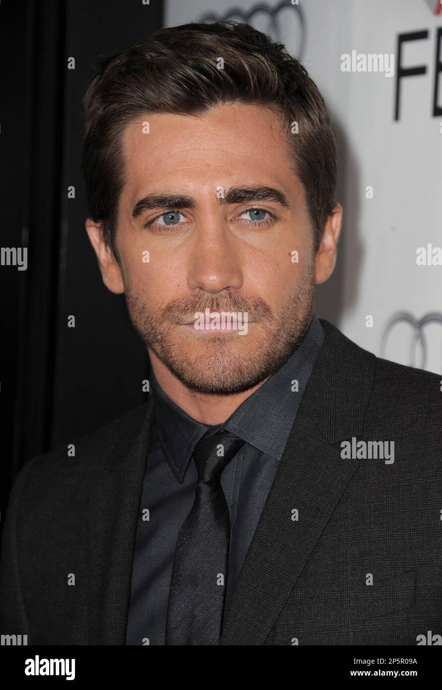 HOLLYWOOD - NOVEMBER 04: Jake Gyllenhaal attends AFI Fest 2010 Opening ...
