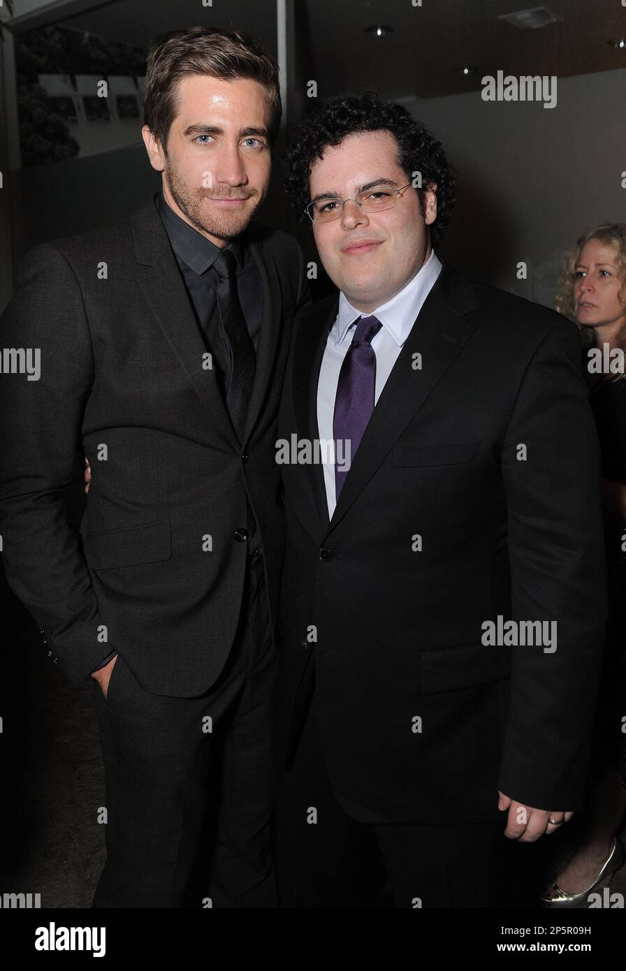 HOLLYWOOD - NOVEMBER 04: Jake Gyllenhaal and Josh Gad attend the AFI ...